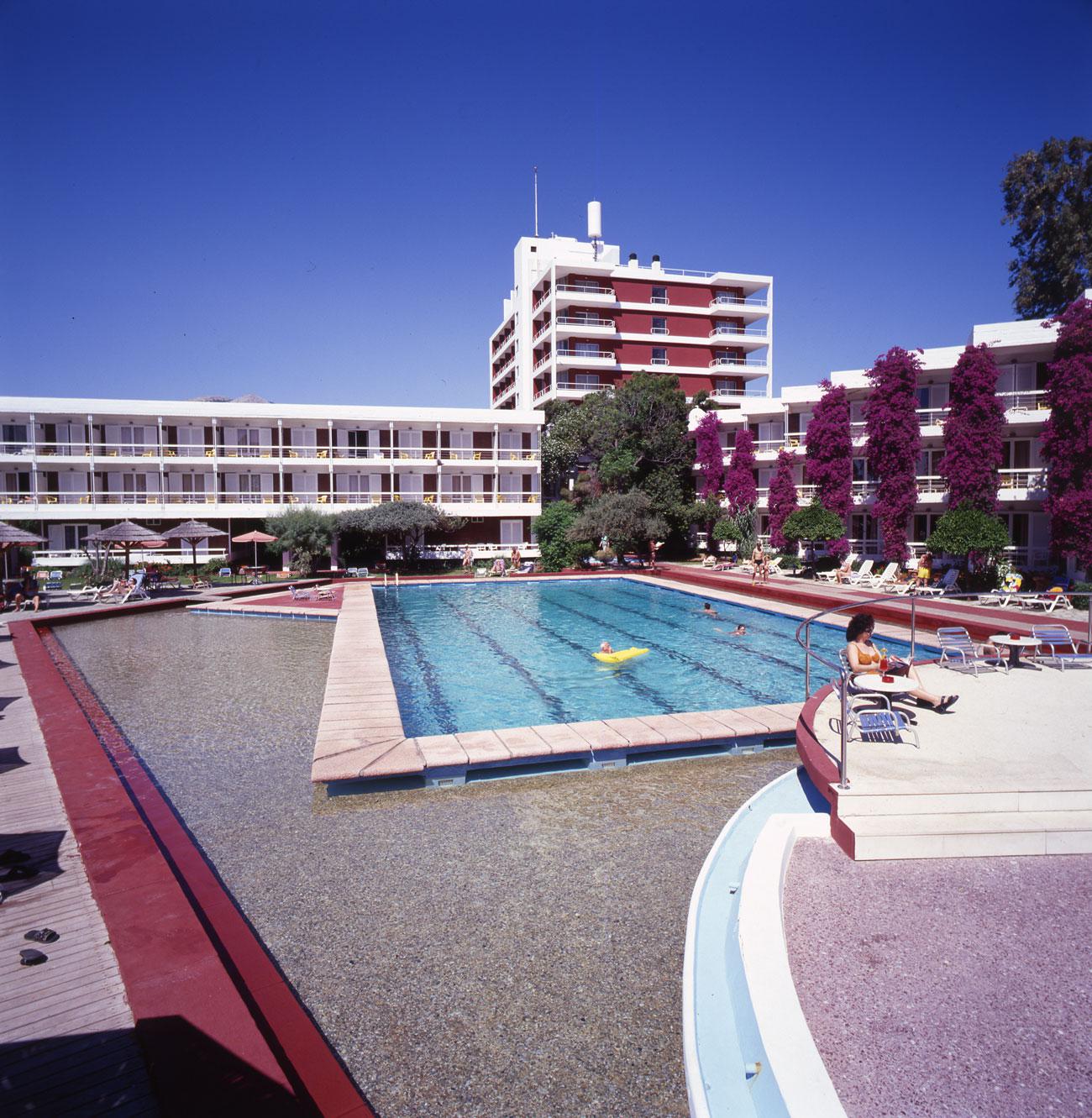 Index - Marathon Beach Hotel