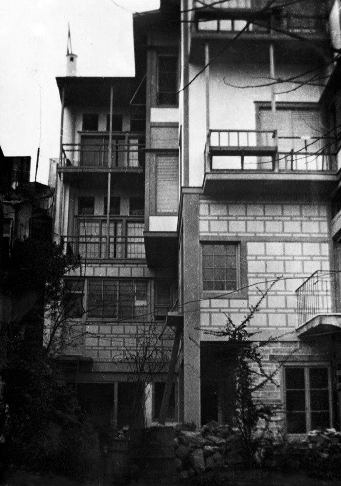 Index - Πολυκατοικία επί της οδού Χέυδεν