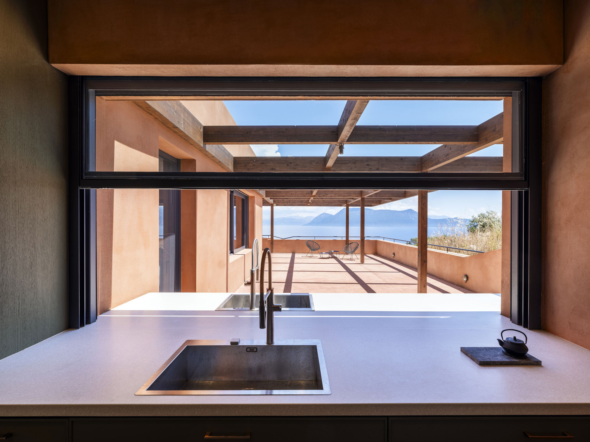 Index - ΓΑΊΑ. ΚΑΤΟΙΚΊΑ ΣΤΟ ΜΕΓΑΝΉΣΙ